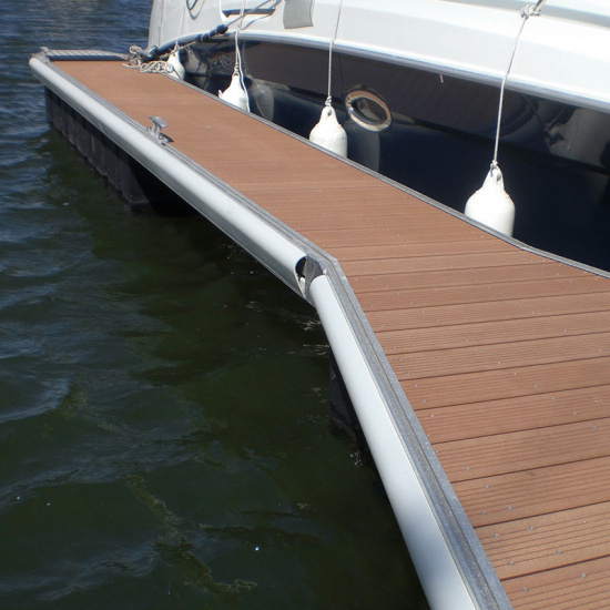 Degaie - Défenses de pontons